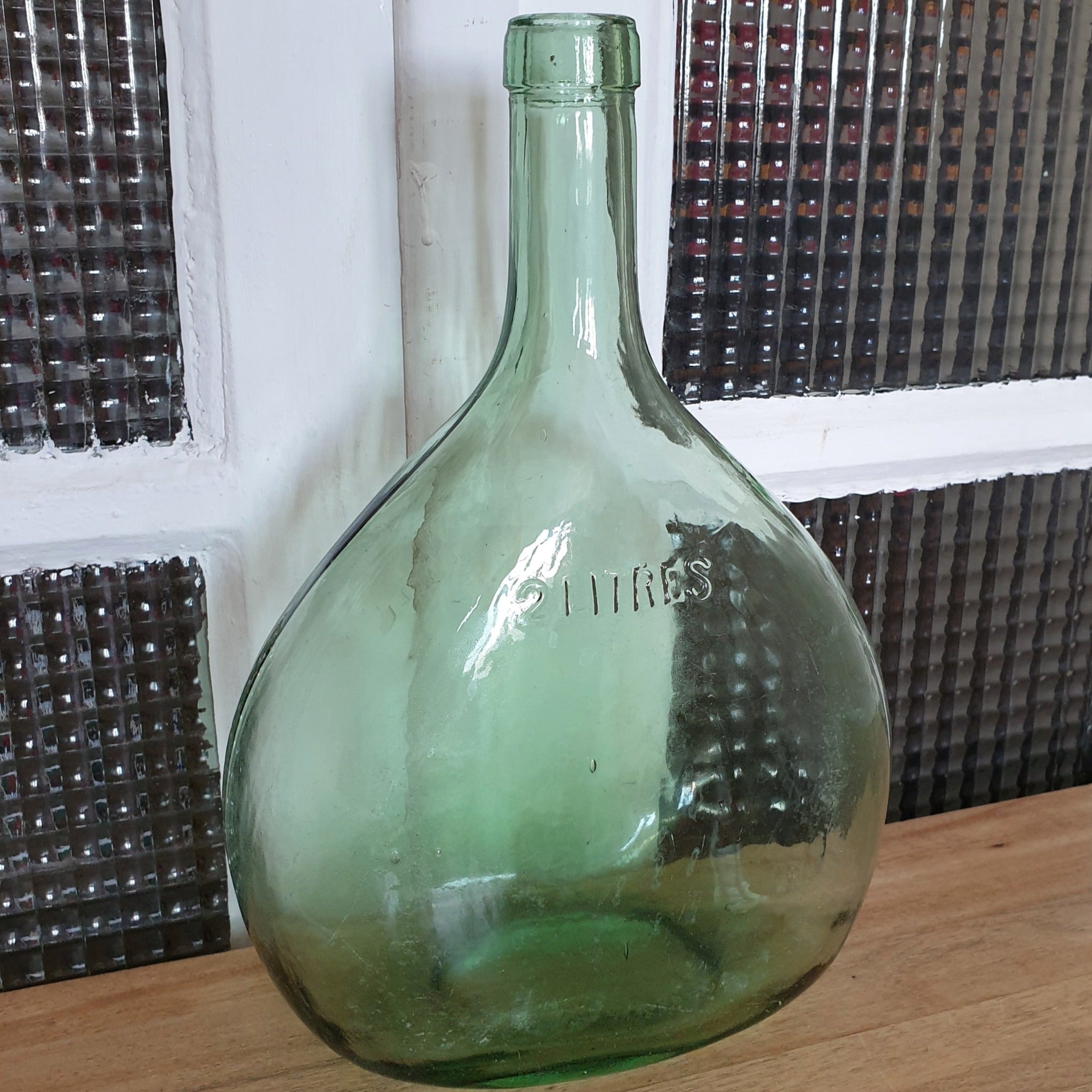 Bouteille décorative plate et ronde 2 litres – Hello Broc
